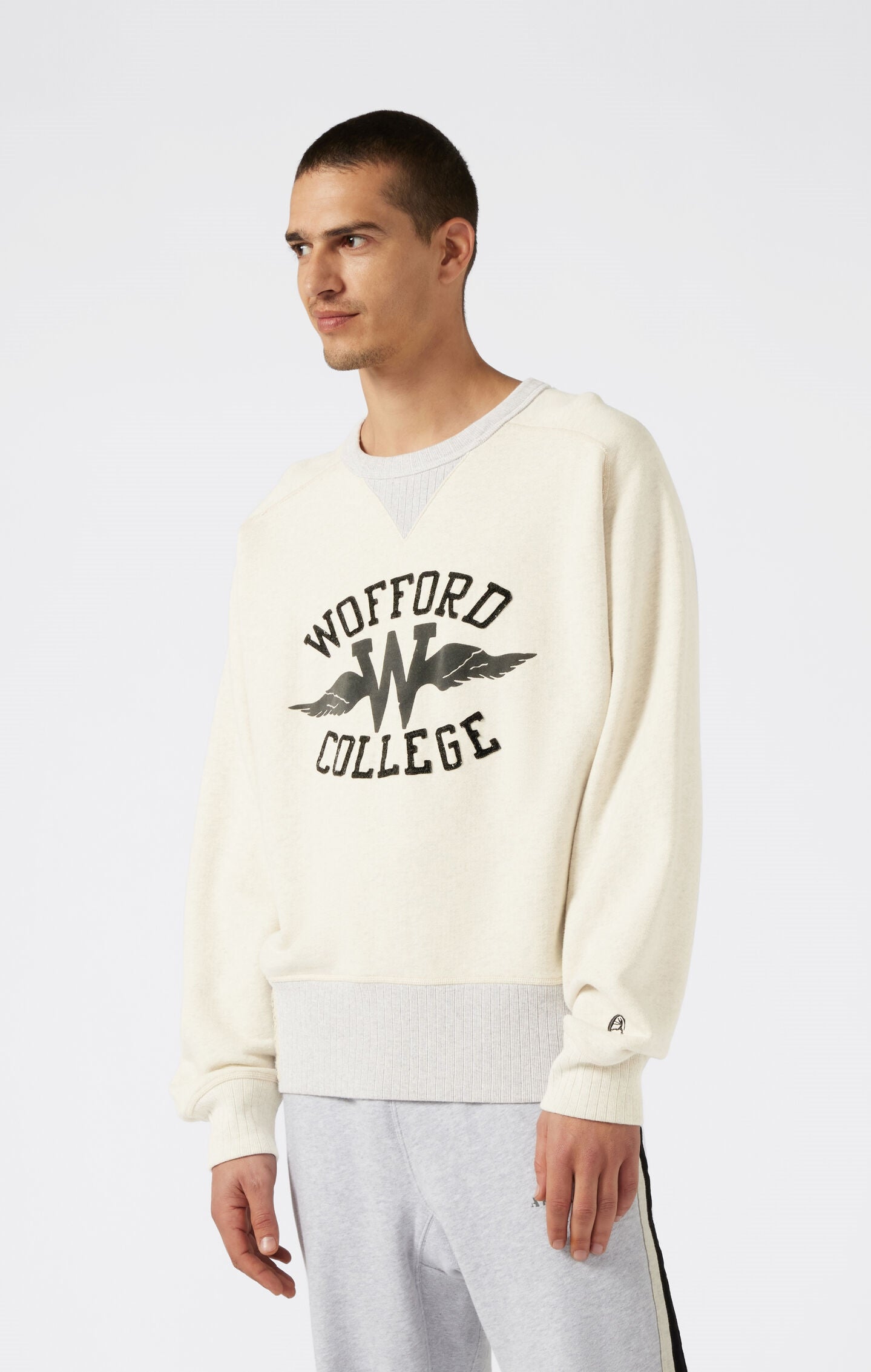 Sudadera con cuello redondo Archive Physical Education Crema index ...